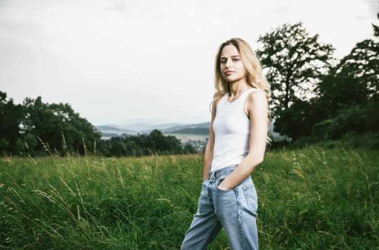 Stephanie Nur Age, Net Worth, Family, Education, Height, and Biography ...