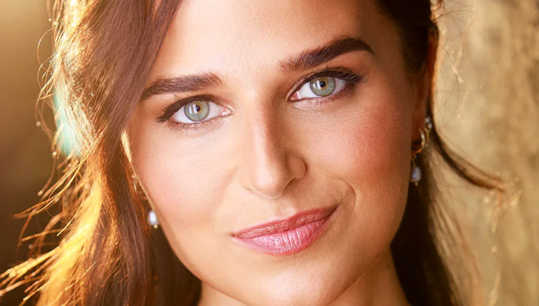 Stephanie Nur Age, Net Worth, Family, Education, Height, and Biography ...